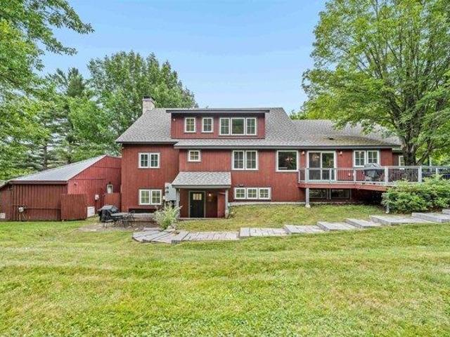 condo with 4 bedroom, Warren VT DS102157042