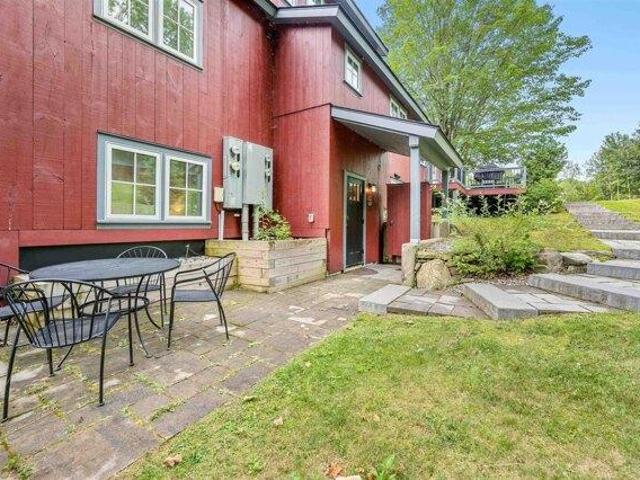condo with 4 bedroom, Warren VT ES103439678