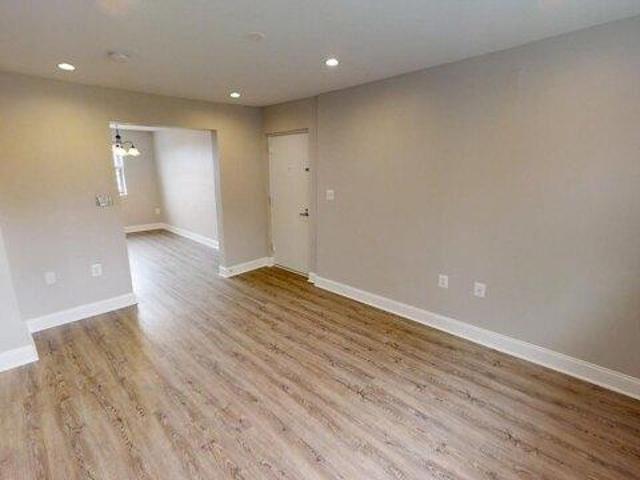 condo with 4 bedroom, Washington DC DLS92289842