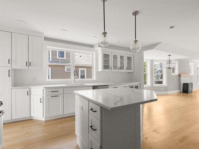 condo with 4 bedroom, Watertown MA DLS102822741