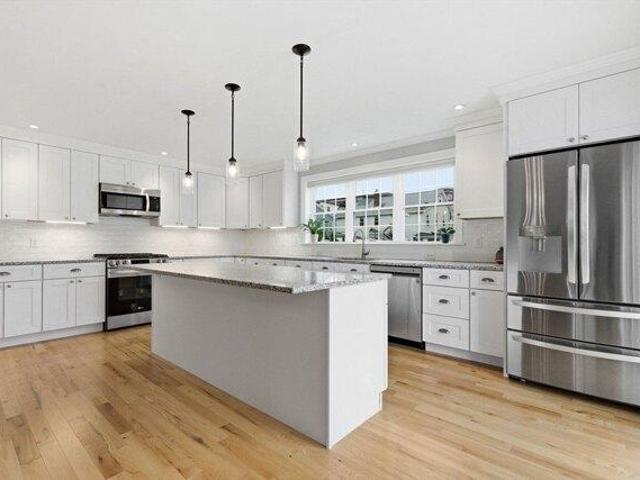 condo with 4 bedroom, Watertown MA DS102443905