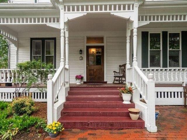 condo with 4 bedroom, Watertown MA DS102583966