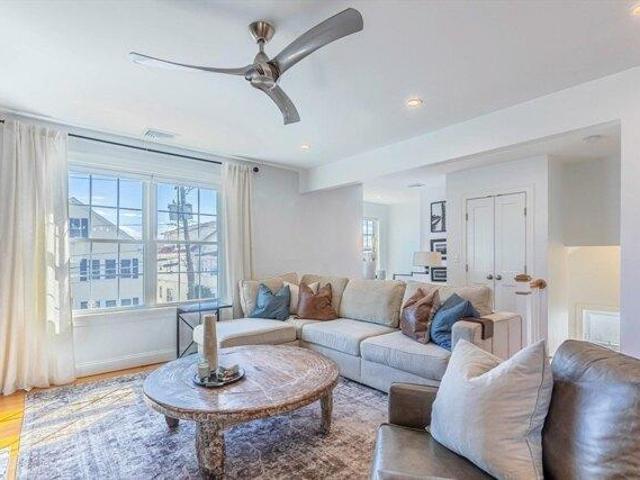 condo with 4 bedroom, Winthrop MA ES103184679
