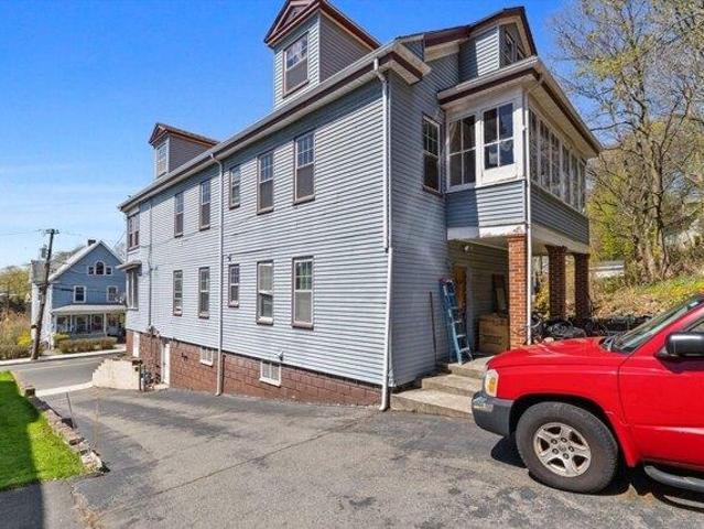 condo with 4 bedroom, Winthrop MA ES104604117