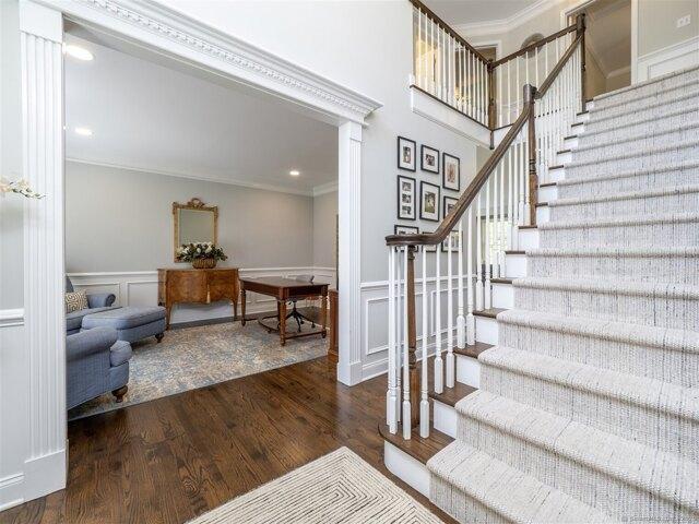 condo with 4 bedroom, Wilton CT ES103499755
