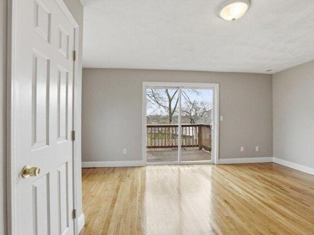condo with 4 bedroom, Woburn MA DS104153648