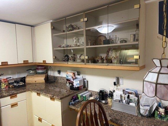 condo with 4 bedroom, Woburn MA ES105082656
