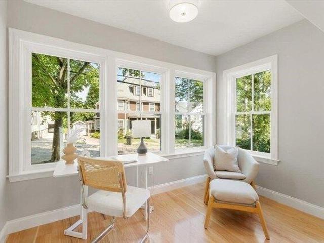 condo with 4 bedroom, Arlington MA ES105108541