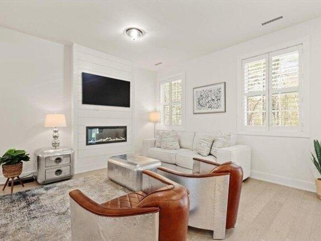 condo with 4 bedroom, Bedford MA DS103665531