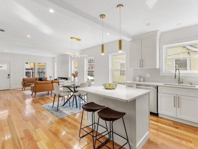 condo with 4 bedroom, Belmont MA DS102445247