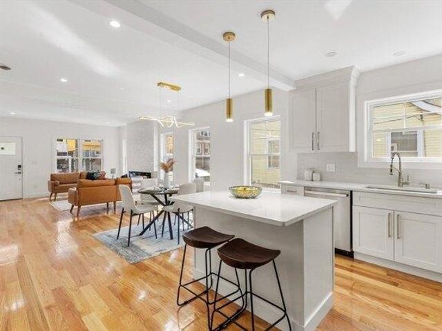 condo with 4 bedroom, Belmont MA DS103017024