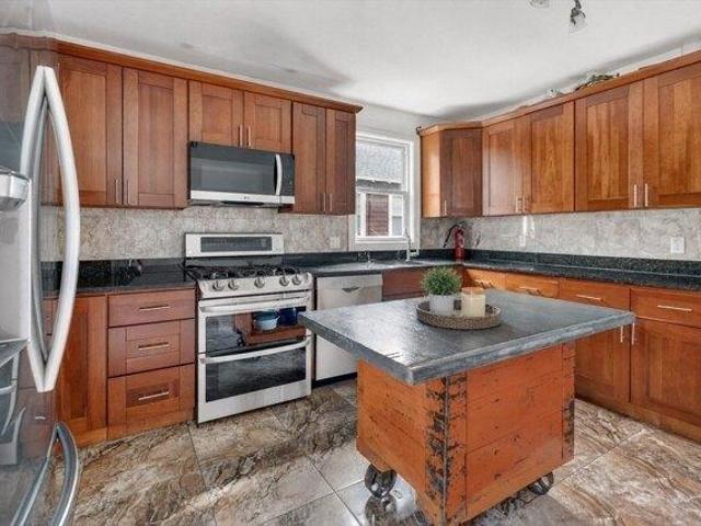 condo with 4 bedroom, Belmont MA ES104078211