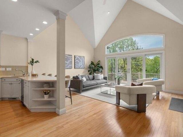 condo with 4 bedroom, Belmont MA ES104151983