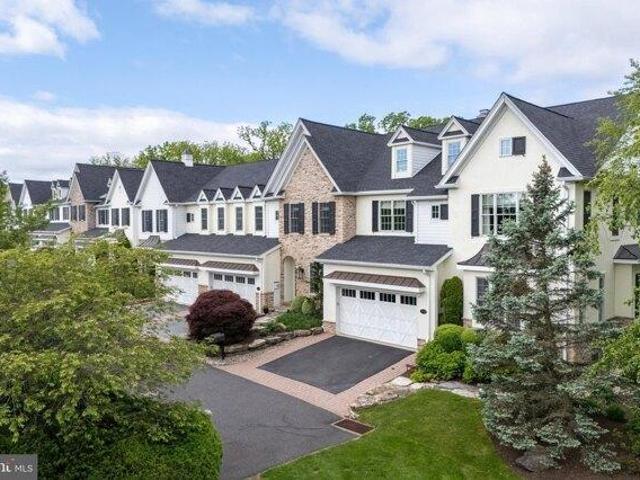 condo with 4 bedroom, Bethlehem PA DLS91468852