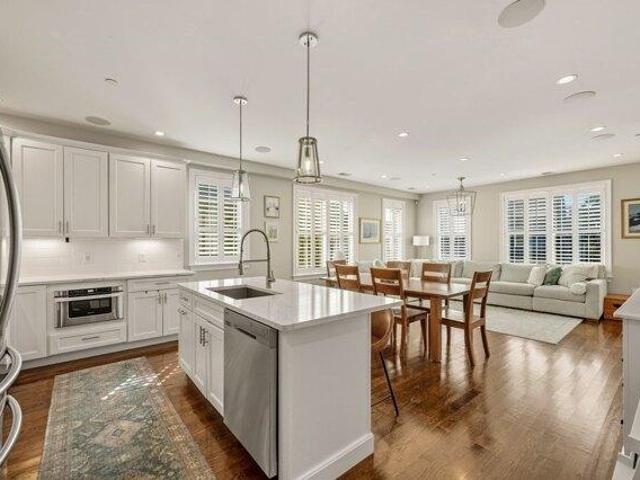 condo with 4 bedroom, Boston MA DLS102960561