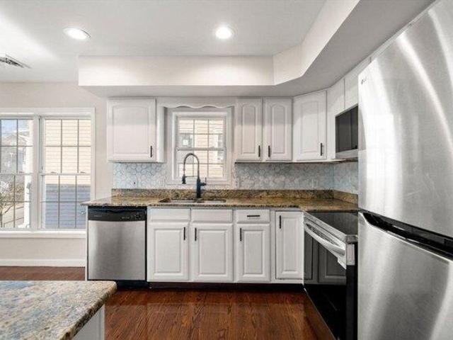 condo with 4 bedroom, Boston MA DS101932557