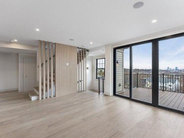 condo with 4 bedroom, Boston MA DS102062816