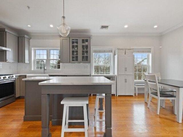 condo with 4 bedroom, Boston MA DS102089600
