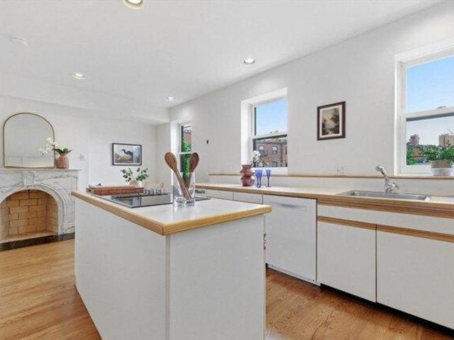 condo with 4 bedroom, Boston MA DS102343073