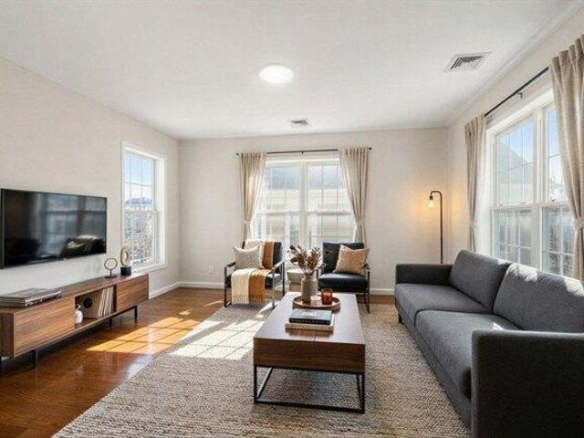 condo with 4 bedroom, Boston MA ES102960942