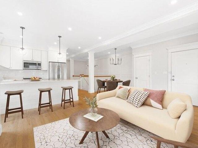 condo with 4 bedroom, Boston MA ES103442199
