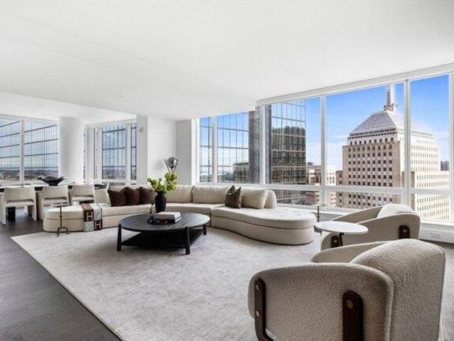 condo with 4 bedroom, Boston MA ES103885911