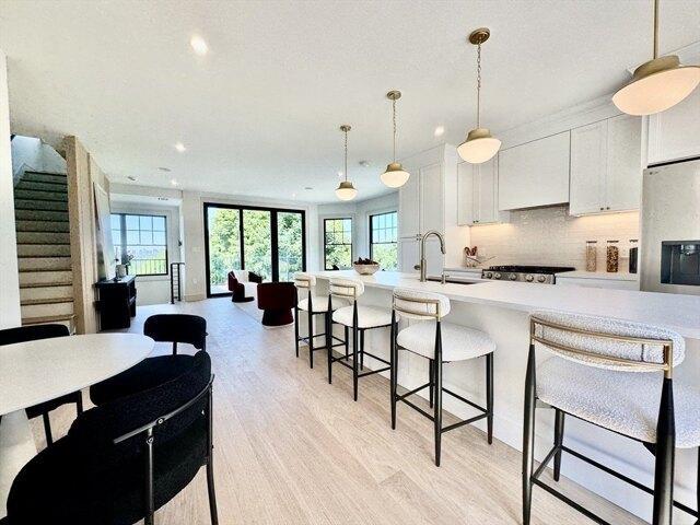 condo with 4 bedroom, Boston MA ES103017365