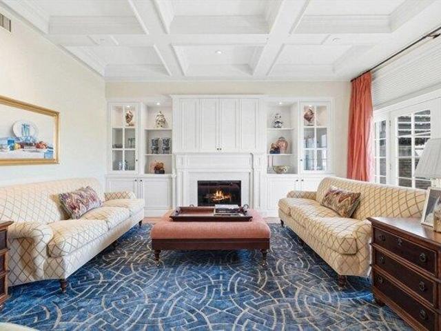 condo with 4 bedroom, Boston MA ES103073841