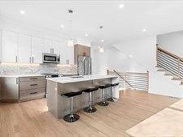 condo with 4 bedroom, Boston MA ES103222506