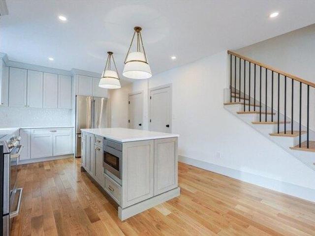 condo with 4 bedroom, Boston MA ES104807575