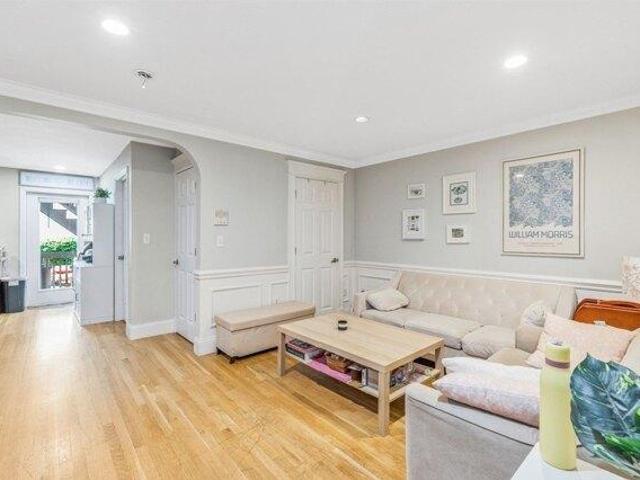 condo with 4 bedroom, Boston MA ES104832145