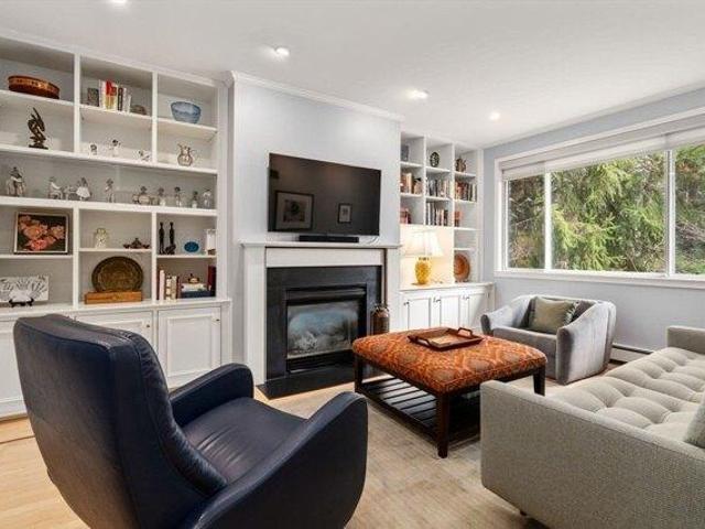 condo with 4 bedroom, Boston MA ES104853603