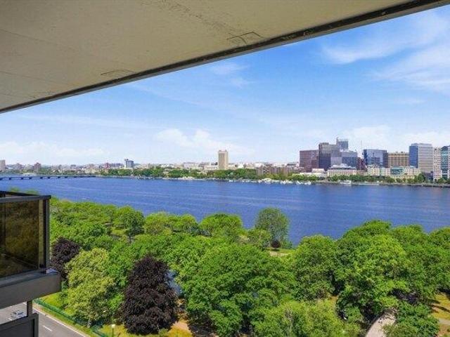 condo with 4 bedroom, Boston MA ES104901724