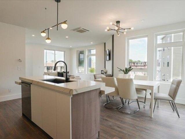 condo with 4 bedroom, Boston MA ES104920133