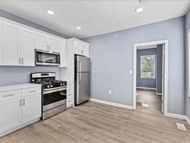 condo with 4 bedroom, Boston MA ES104010277