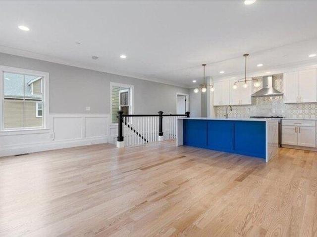 condo with 4 bedroom, Boston MA ES105082442