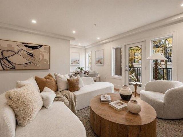condo with 4 bedroom, Boston MA ES105095627