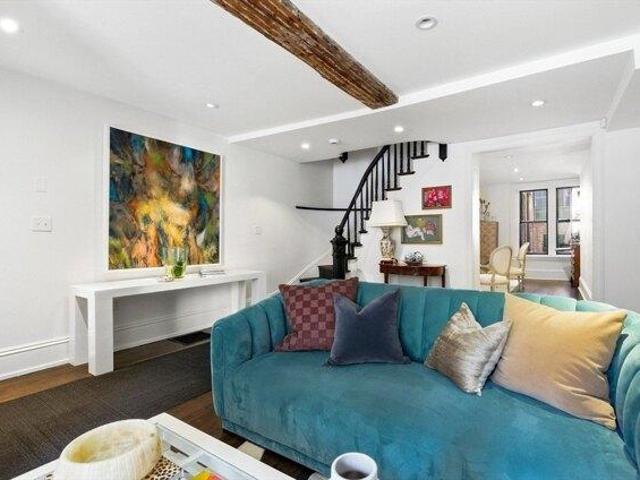 condo with 4 bedroom, Boston MA ES105104834