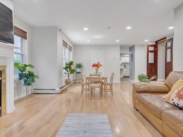 condo with 4 bedroom, Boston MA ES105202585