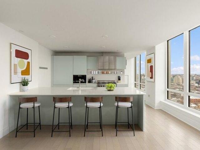 condo with 4 bedroom, Brooklyn NY DLS101780270