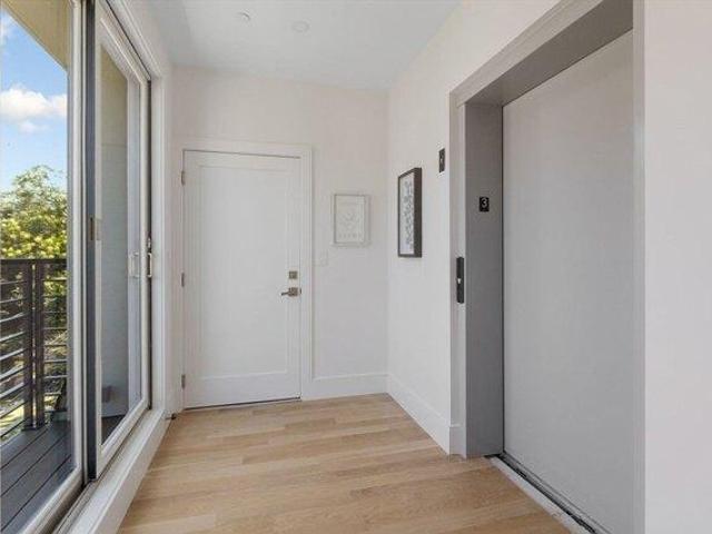 condo with 4 bedroom, Brookline MA DLS102668421