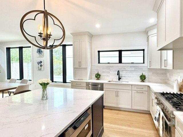 condo with 4 bedroom, Brookline MA DS102412850