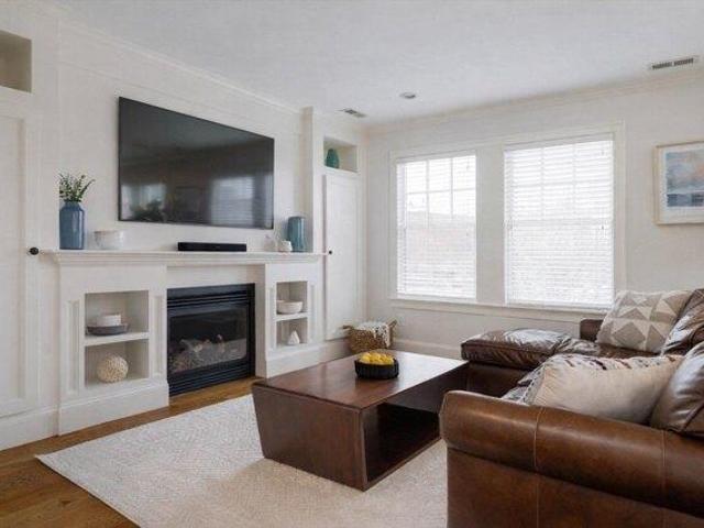 condo with 4 bedroom, Brookline MA DS102445644