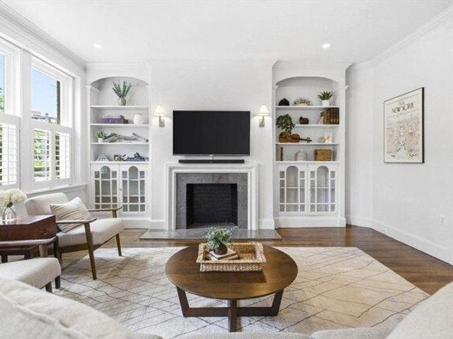 condo with 4 bedroom, Brookline MA DS103494372