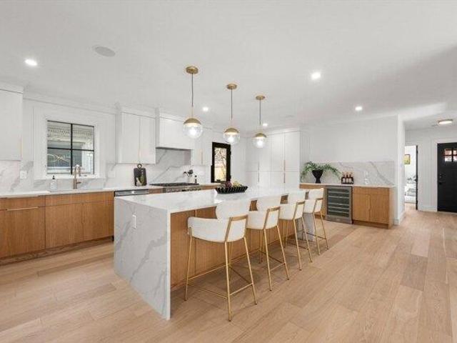 condo with 4 bedroom, Brookline MA ES103433823
