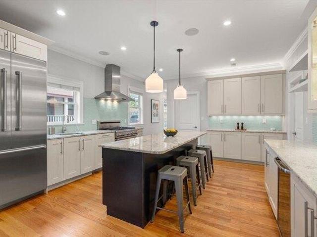condo with 4 bedroom, Brookline MA ES104265583