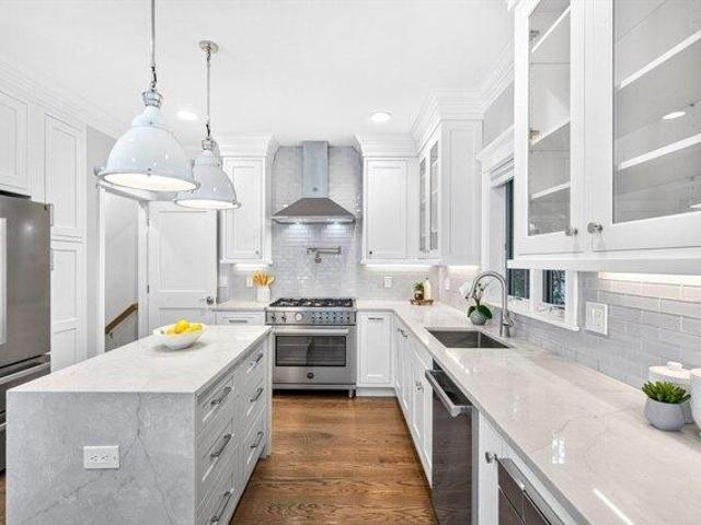 condo with 4 bedroom, Brookline MA ES105059271