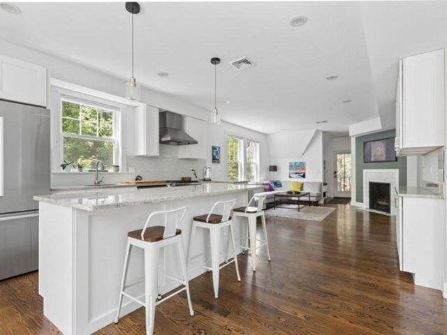 condo with 4 bedroom, Brookline MA ES105092811