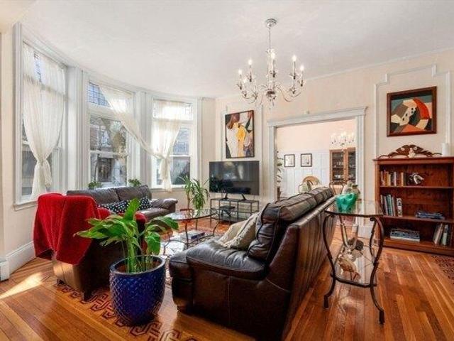 condo with 4 bedroom, Brookline MA ES105255317