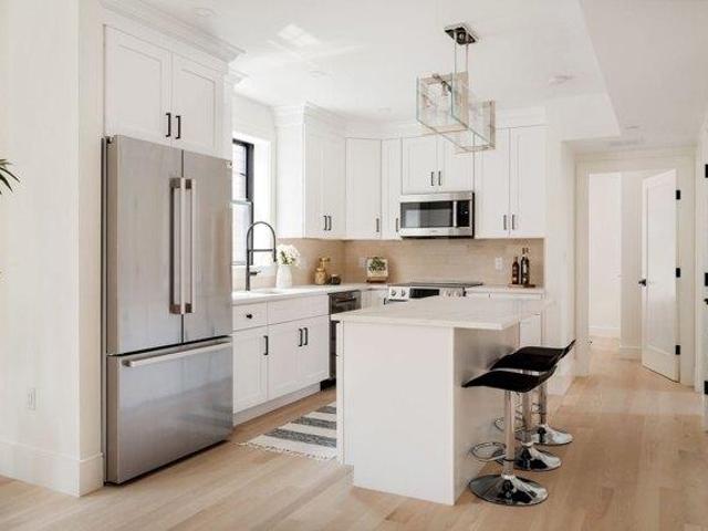 condo with 4 bedroom, Cambridge MA ES105400653